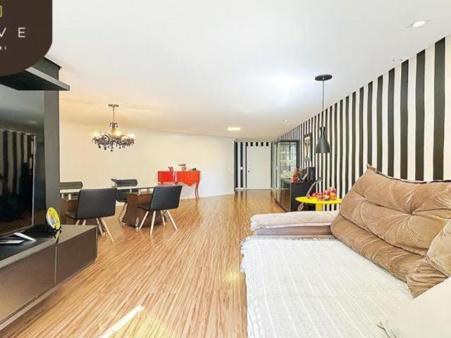 Apartamento à venda no Edifício Morada Régia, mobiliado, com 03 quartos, sendo 01 suíte, 01 vaga de