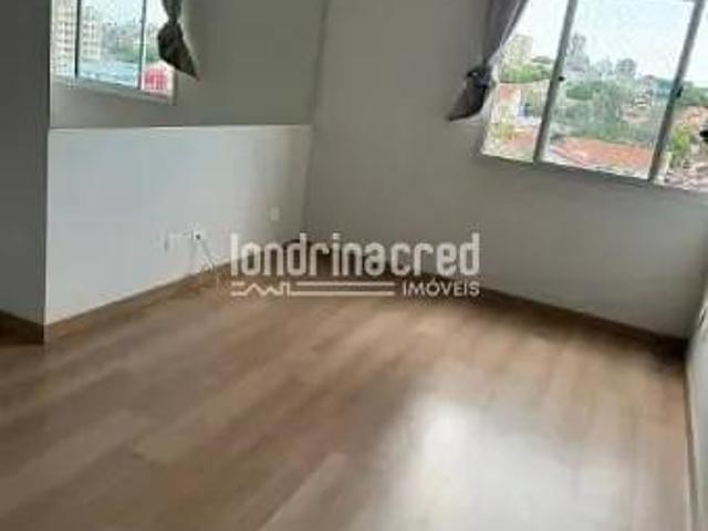 Apartamento à Venda no Edifício De Angelo, 5º Andar, com 2 Quartos sendo 1 Suíte, Banheiro Social, 1