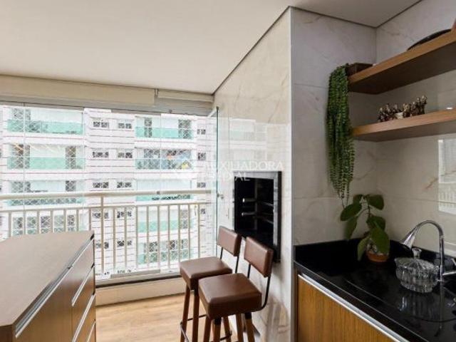 Apartamento à venda no Edifício Estilo Tatuapé, com 4 quartos sendo 2 suítes, 2 Vagas e depósito