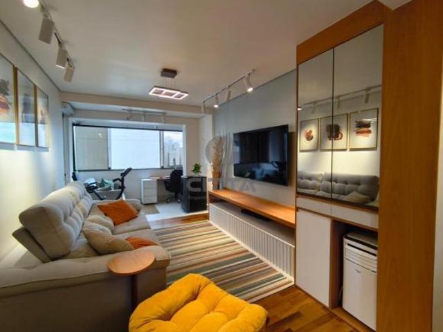Apartamento à venda no Edifício Ilhas Gregas, Cambuí Campinas SP