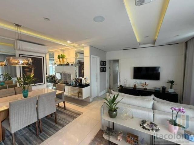 Apartamento à venda no Edifício Jardins de Tamboré