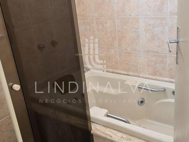 Apartamento à Venda no Edifício Luís XV em Foz do Iguaçu
