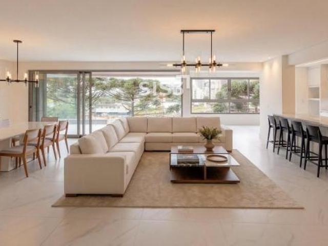 Apartamento à venda no Edificio Landhaus | 3 suite