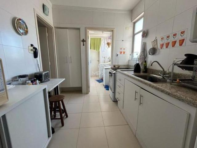 Apartamento à venda no Edifício Latif Jorge Naime em Piracicaba