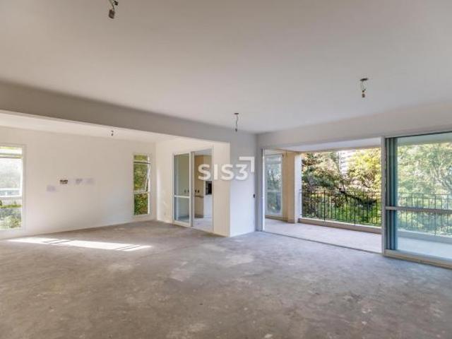 Apartamento à venda no Edificio Le Chateau, Juvev