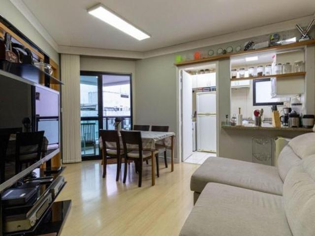 Apartamento à venda no Edifício Paradise, Vila Mariana, em São Paulo SP