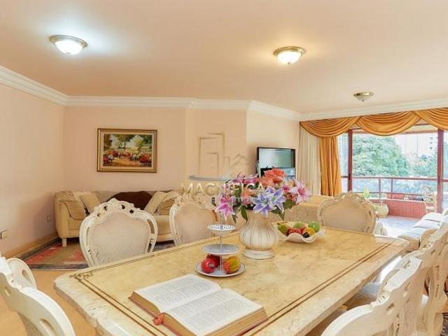 Apartamento à venda no Edifício Piemonte Localiz