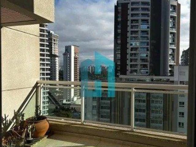 Apartamento à venda no Edifício Star, Moema