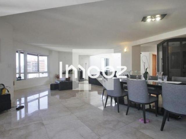 Apartamento à Venda Real Parque, 3 Quartos, 408 m2