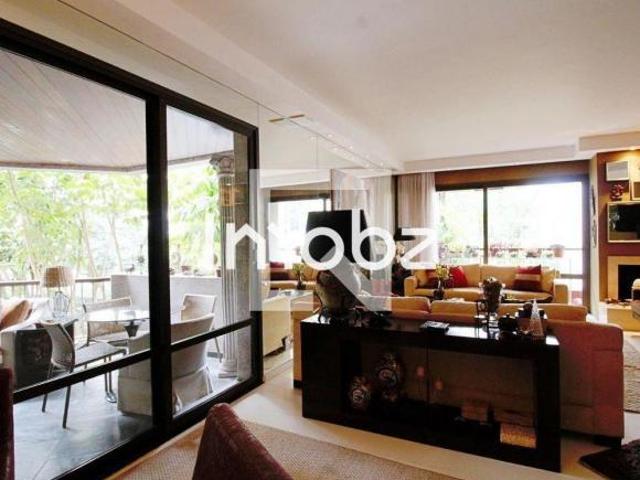 Apartamento à Venda Real Parque, 3 Quartos, 320 m2
