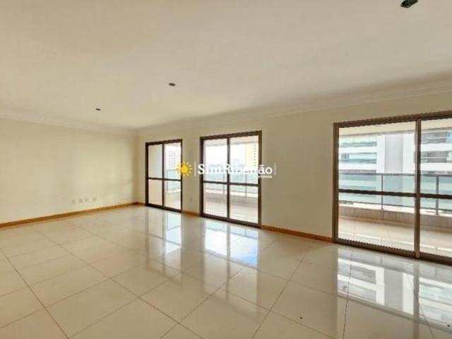 Apartamento a venda no Edifício Triomphe. Bairro Bosque das Juritis