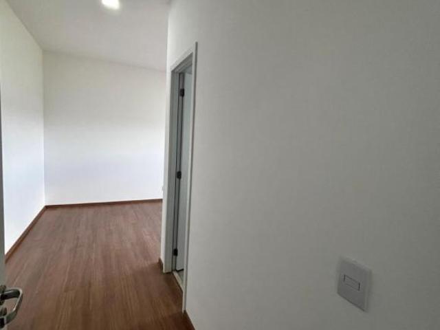 Apartamento à venda no Edifício Ubaya
