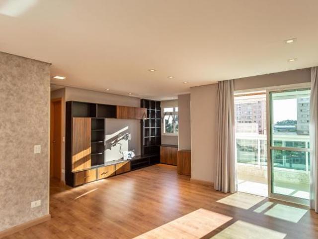 Apartamento à venda no Edifício Vermont Mossunguê