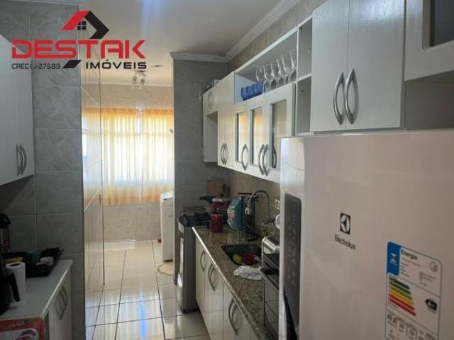 Apartamento a Venda no Edifício Vitória Régia, próximo ao Jundiaí Shopping