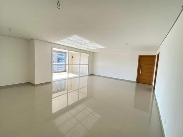 Apartamento à venda no Embaré em Santos