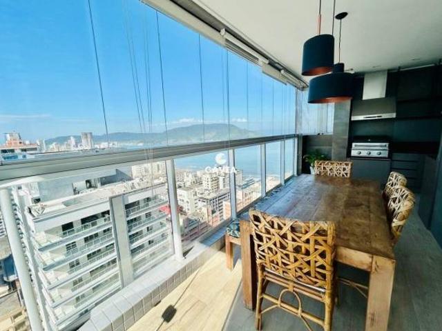 Apartamento à venda no Embaré em Santos