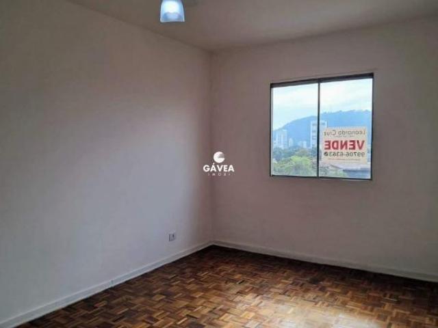 Apartamento à venda no Encruzilhada em Santos