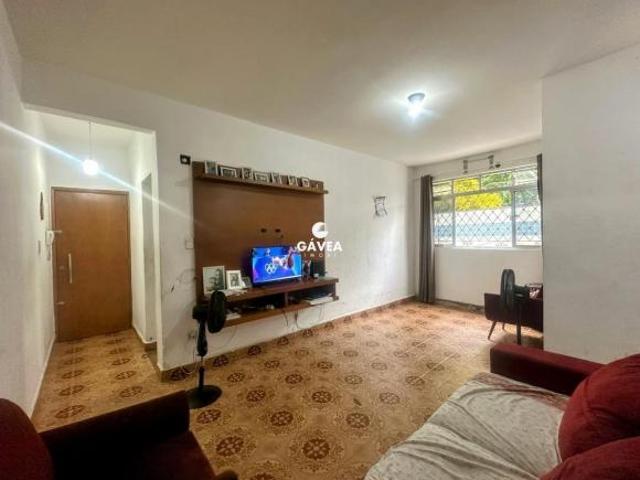 Apartamento à venda no Encruzilhada em Santos