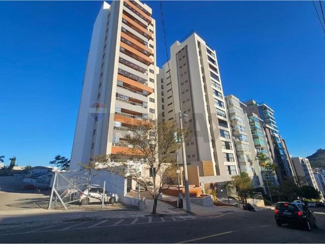 Apartamento à Venda no Estrela Sul | 3 Suítes | 118m² | 2 Vagas | Varanda Gourmet
