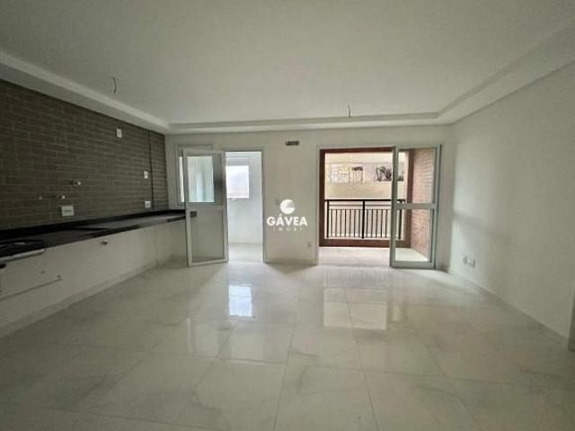 Apartamento à venda no Estuário em Santos