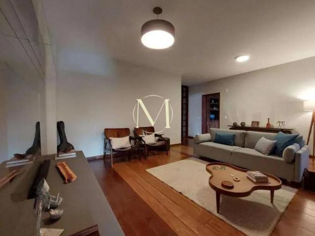 Apartamento à venda no Funcionários com 204m², 4 quartos, 2 suítes e lazer completo