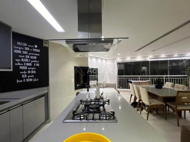 Apartamento a venda no Familia Mooca, 122m2, 3 quartos sendo 2 suítes, 2 vaga.