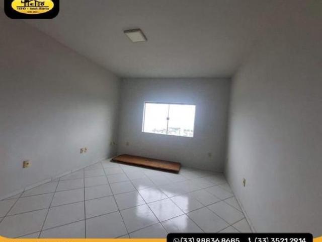 Apartamento a venda no Filadélfia. Apartamento com 3 quartos sendo 1 suíte, sala e cozinha e área de