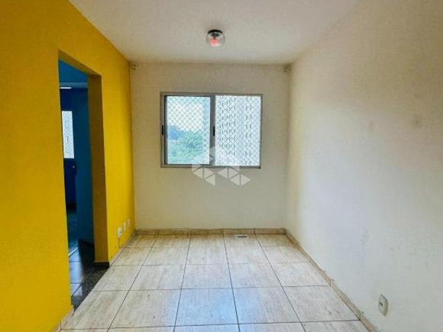 Apartamento á venda no Guarapiranga com 2 dorm, sem vaga 44M