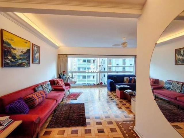 Apartamento à venda no Gonzaga em Santos