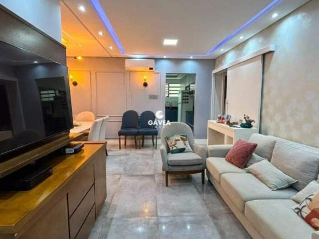 Apartamento à venda no Gonzaga em Santos