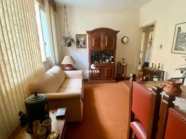 Apartamento à venda no Gonzaga em Santos