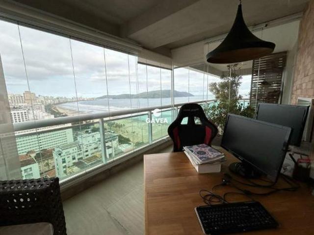 Apartamento à venda no Gonzaga em Santos