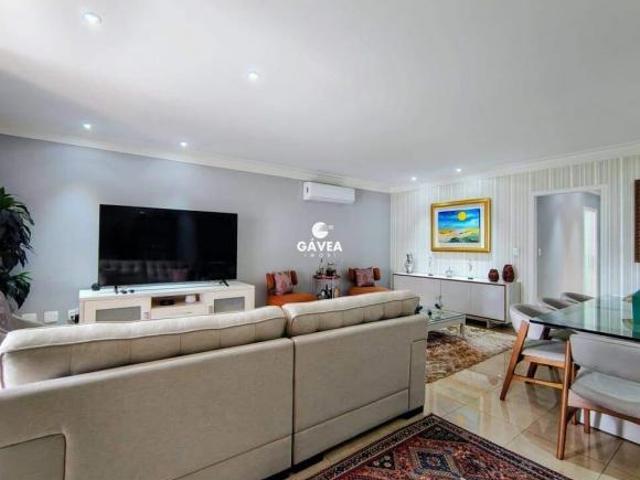 Apartamento à venda no Gonzaga em Santos