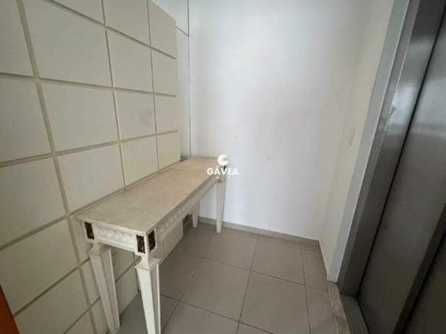 Apartamento à venda no Gonzaga em Santos