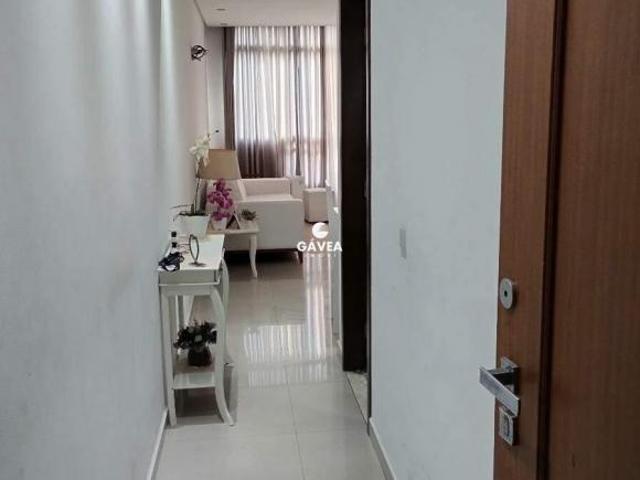 Apartamento à venda no Gonzaga em Santos