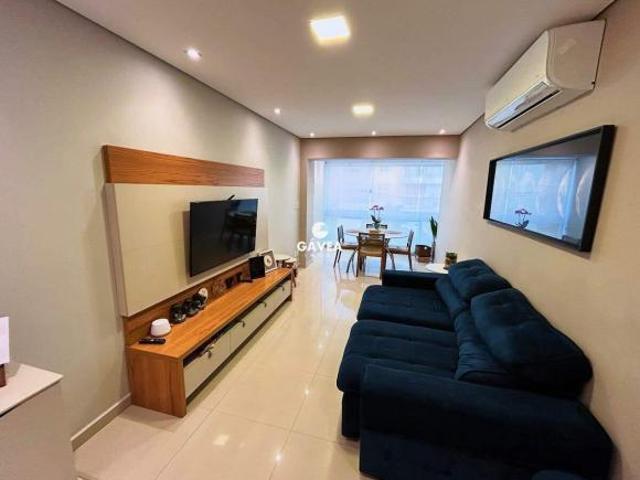 Apartamento à venda no Gonzaga em Santos