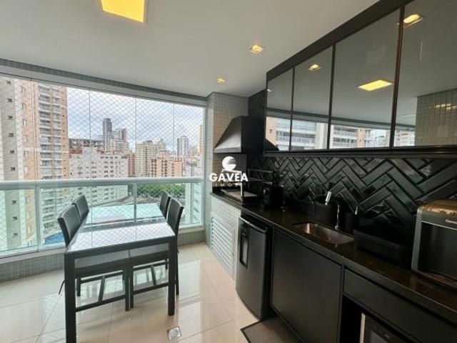 Apartamento à venda no Gonzaga em Santos