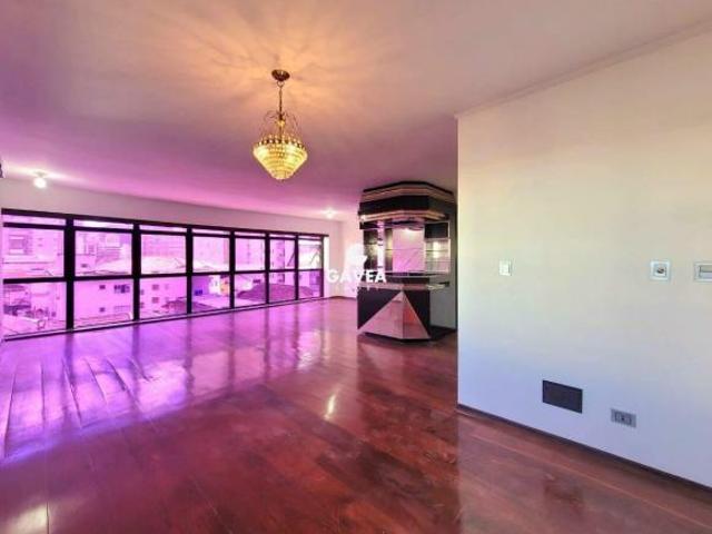Apartamento à venda no Gonzaga em Santos