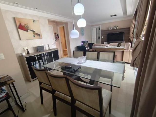 Apartamento à Venda no Gonzaga, Santos – Ocupado, Financiamento Aceito