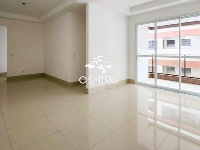 Apartamento à venda no Gonzaga, Santos: 126,33 m², 3 quartos e 3 vagas