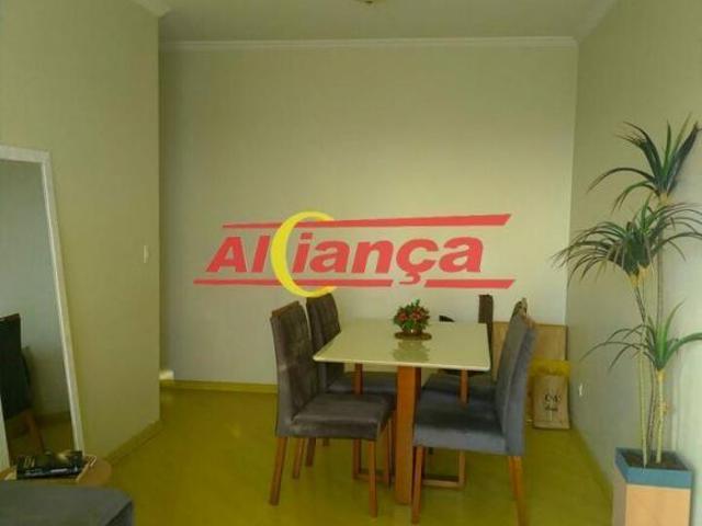 Apartamento à venda no Gopoúva, 63m², sacada e 1 vaga