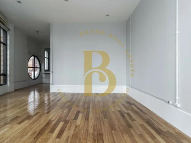Apartamento a venda no Grand Loft Itaim Bibi com vista maravilhosa para o Jardim Europa