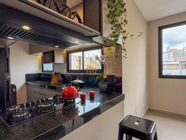 Apartamento à Venda no Grajaú com 02 Suítes, 02 Vagas, Elevador e Área de Lazer