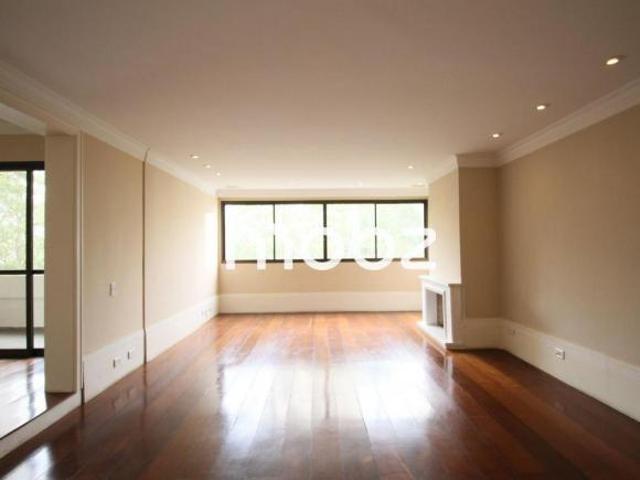 Apartamento à Venda Vila Andrade, 5 Quartos, 210 m2