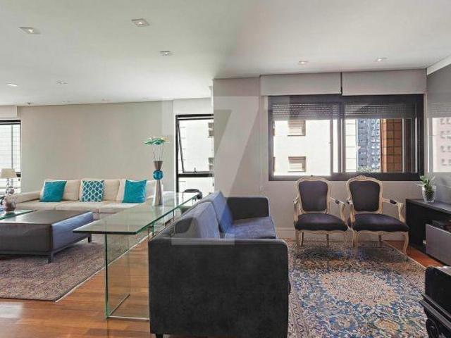 Apartamento à venda no Itaim Bibi 178 m²
