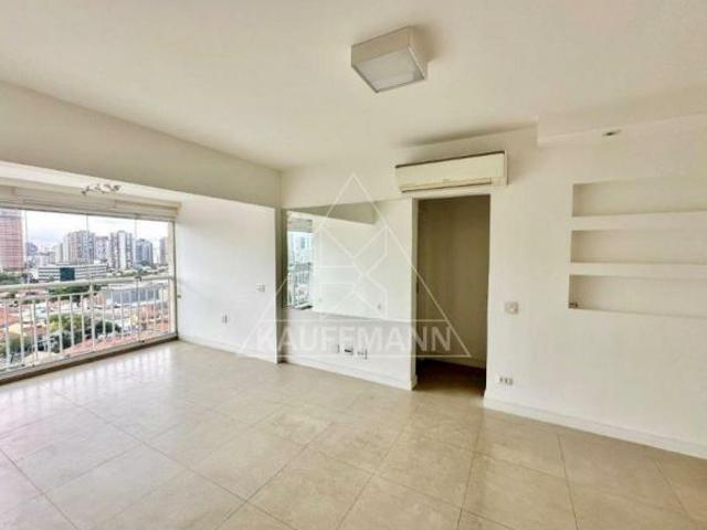 Apartamento á Venda, no Itaim Bibi 2 Quartos Suites, 1 Vaga, 74m² útil