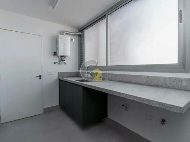 Apartamento a venda no Itaim Bibi, 2 suítes e 1 vaga