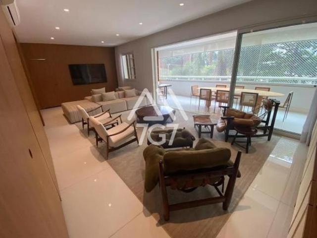 APARTAMENTO À VENDA NO ITAIM BIBI