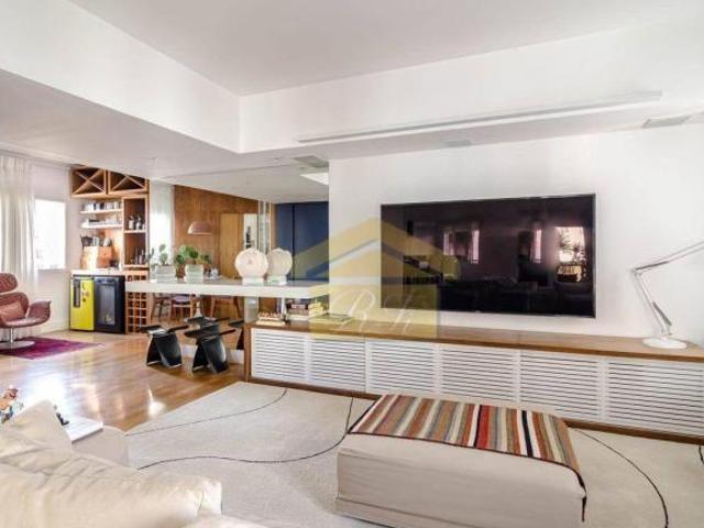 Apartamento à Venda no Itaim Bibi 4 Quartos