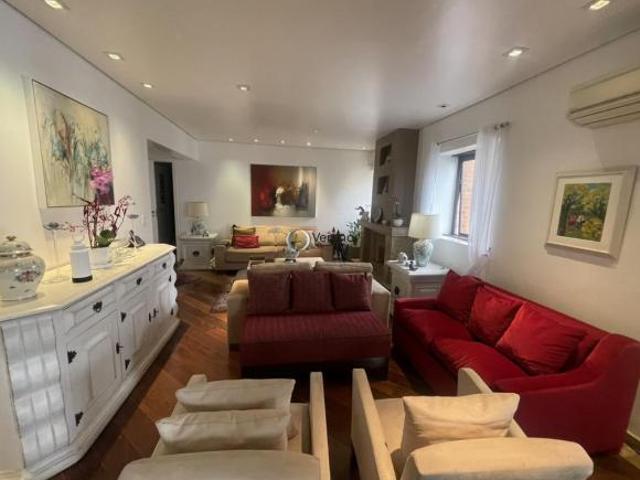 Apartamento à Venda no Itaim Bibi